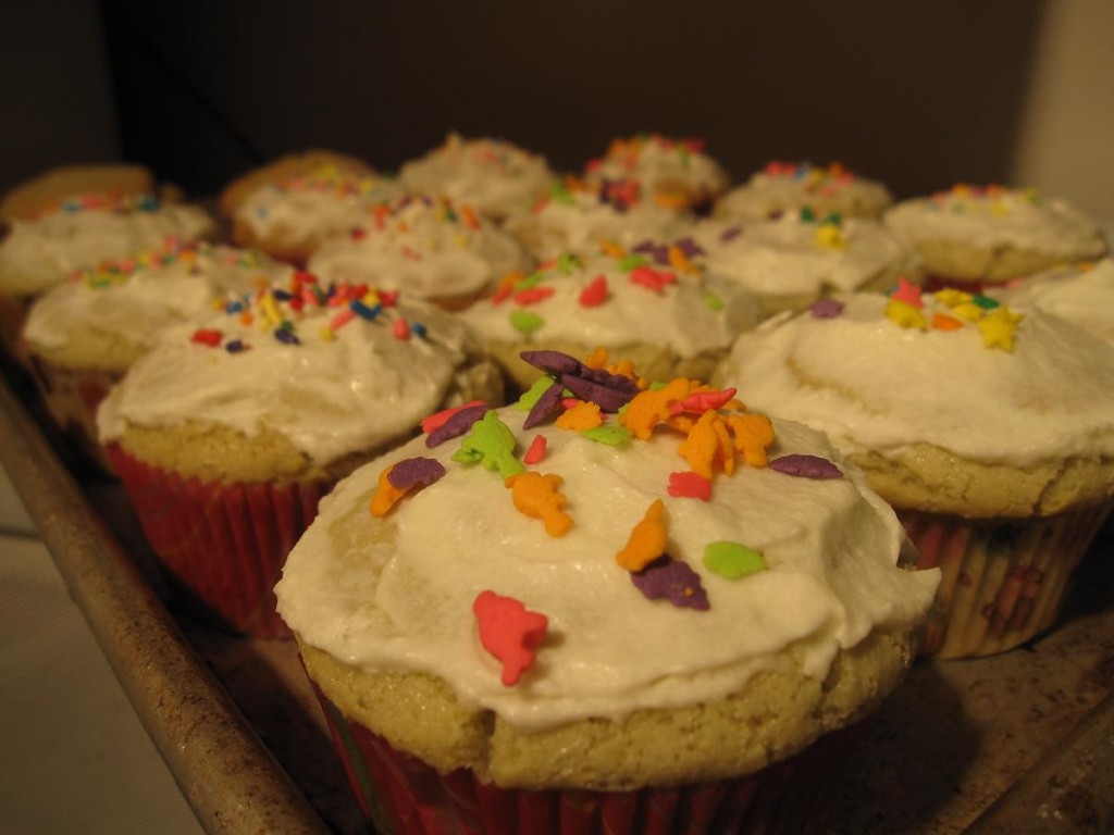 Recipe: Matcha Green Tea Mochi Cupcakes with White Chocolate Ganache ...